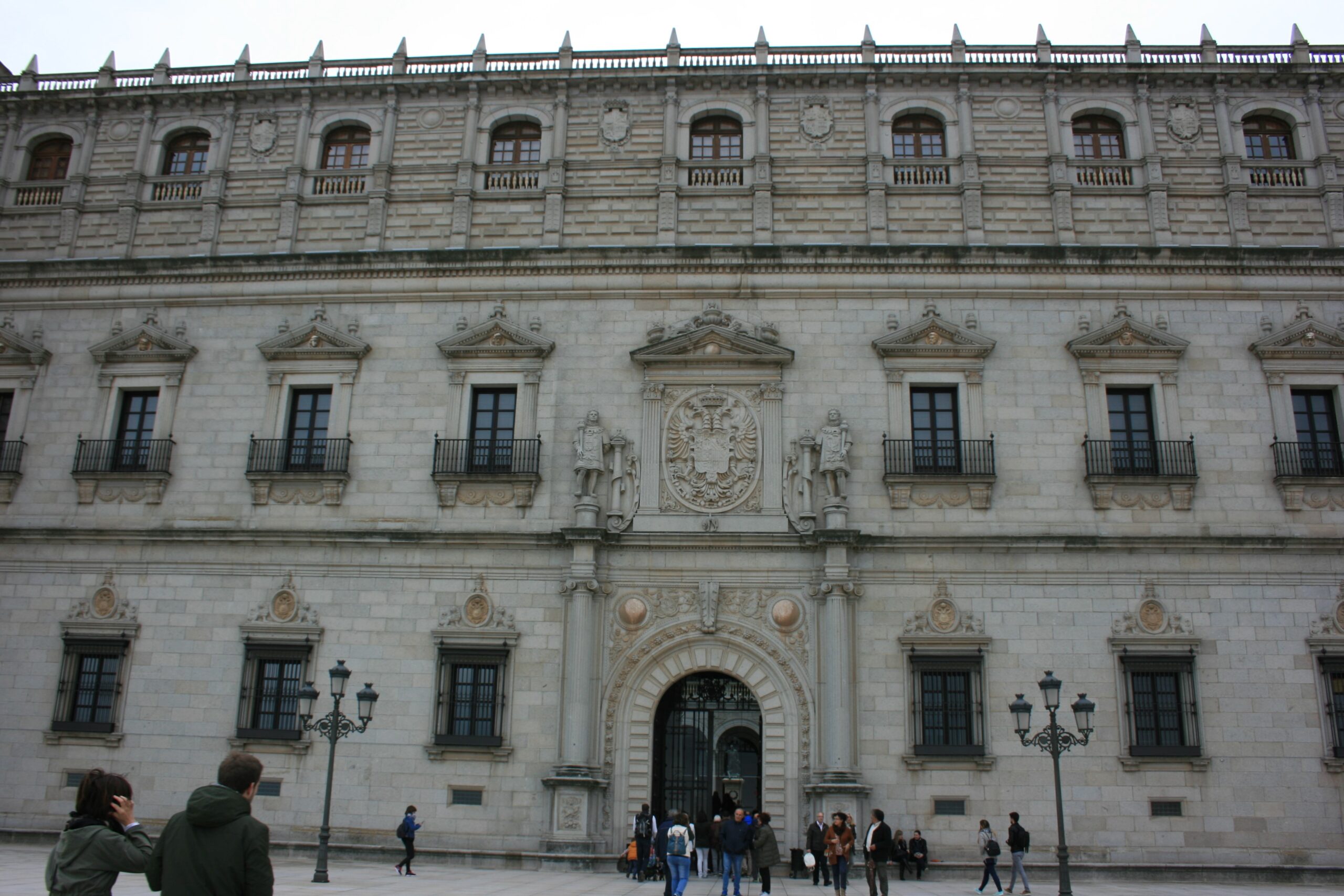 El Alcázar no se rinde - ZoePost